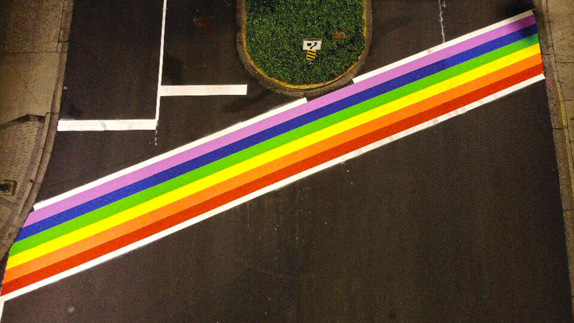 Cold Applied MMA Surfacing – PumaTrack | Hitex North America